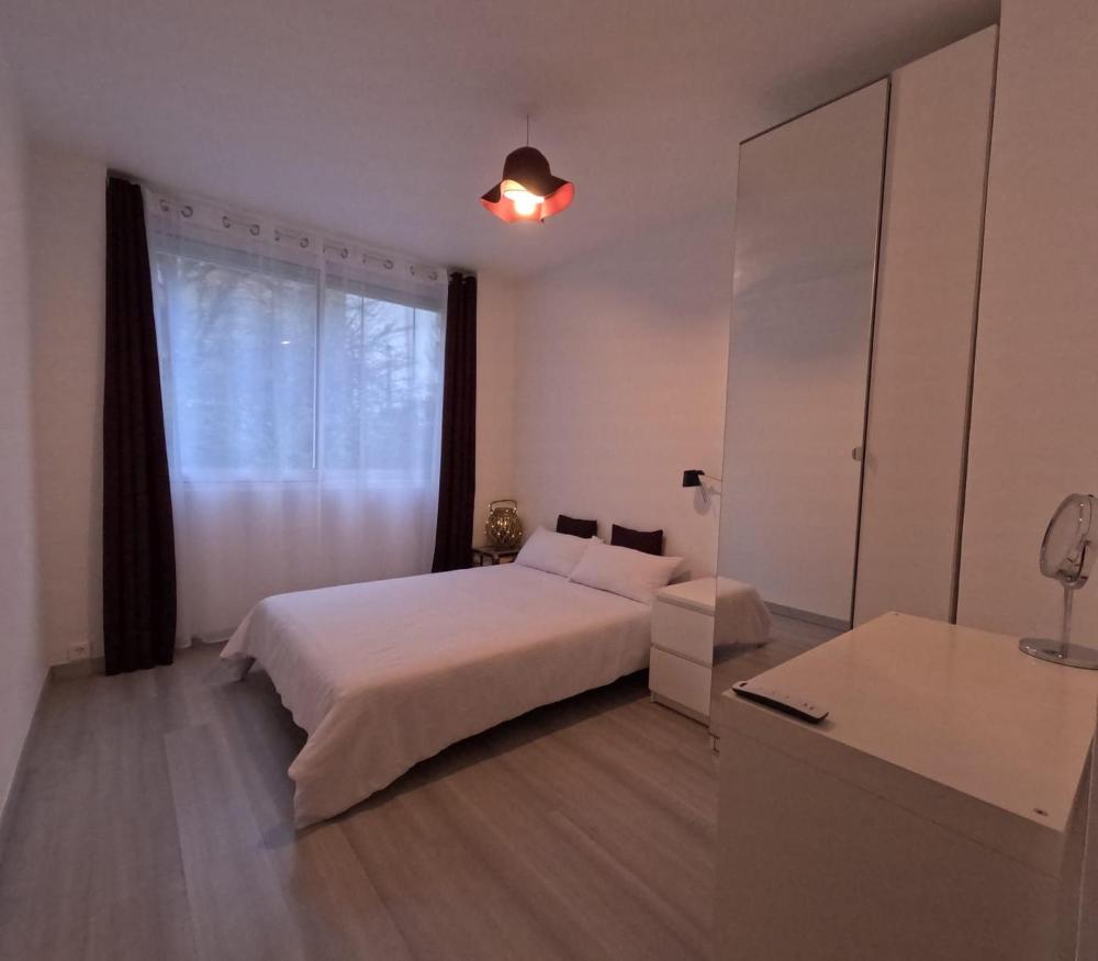 Calme chambre Maya - Hôtels en France